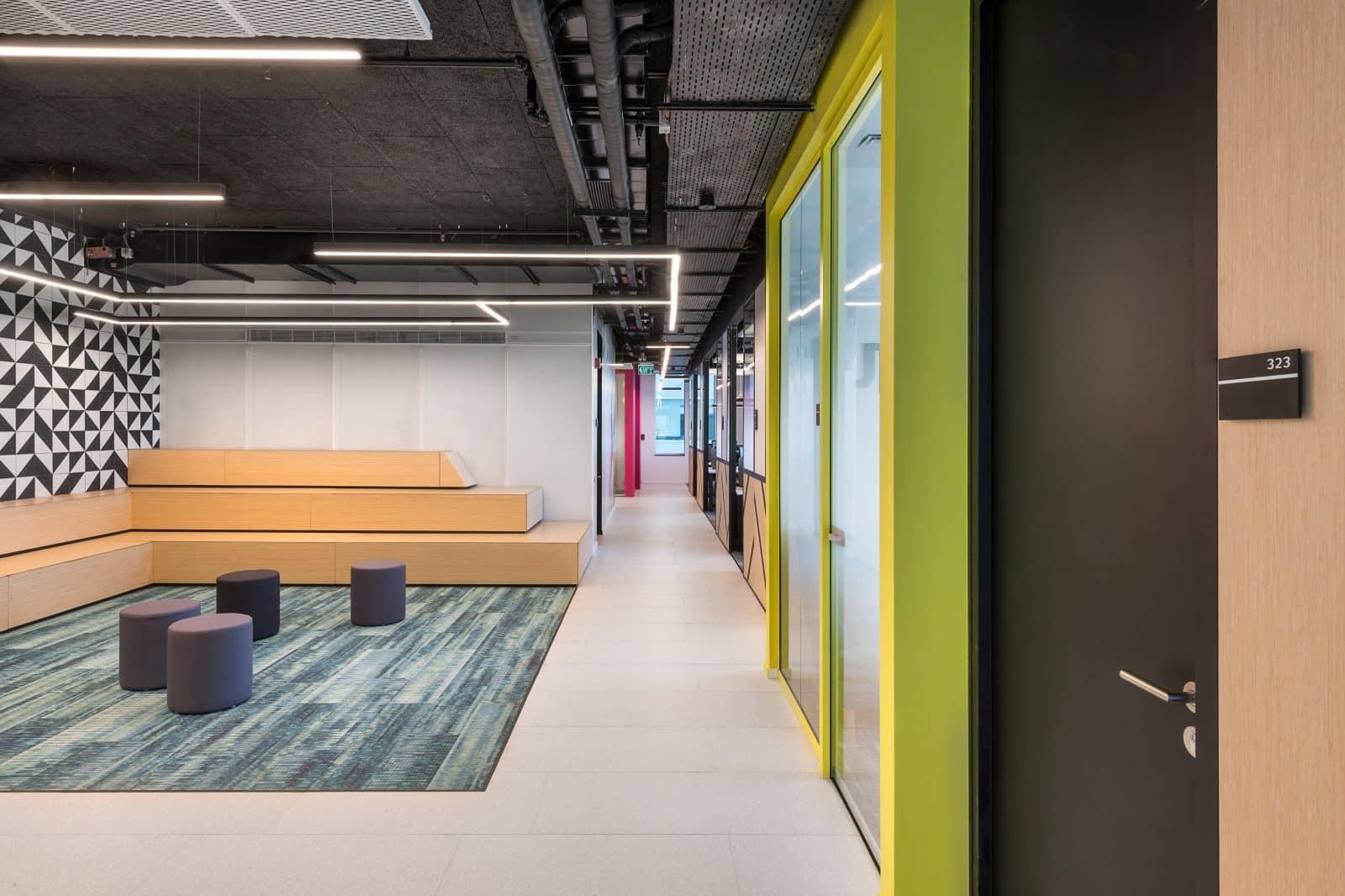 INTRA LIGHTING – HUB Lighting & Innovation by Kafkas