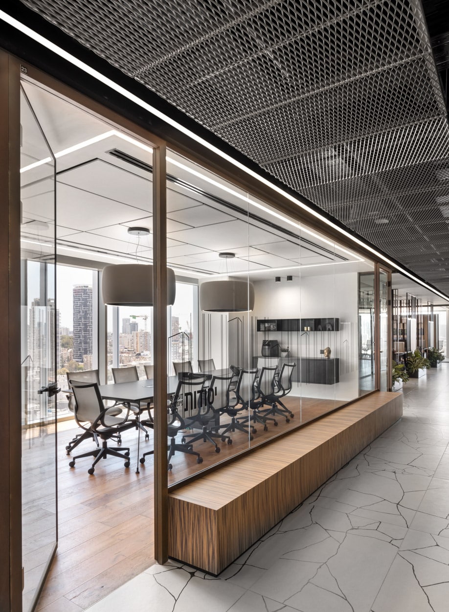 INTRA LIGHTING – HUB Lighting & Innovation by Kafkas